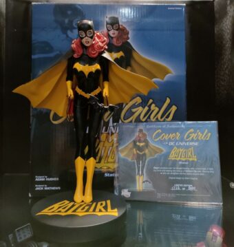Cover Girls Batgirl Statue – Twisted Realms Video Game Store Retro Games