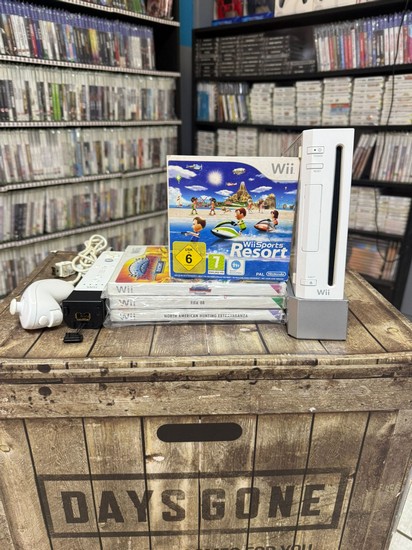 Wii Console – Twisted Realms Video Game Store Retro Games